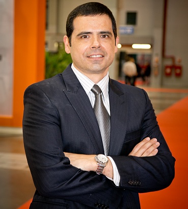 COM RECURSOS JÁ EXISTENTES, TICs PODEM FORMAR 250 MIL POR ANO